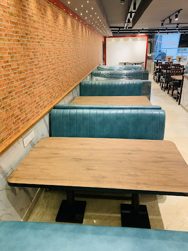 A world of flavors on your plate | 7 Sprinkles Cafe